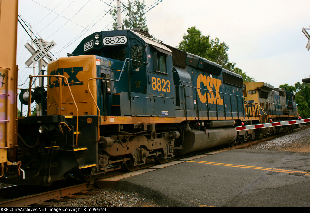 CSX 8823